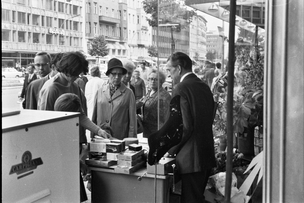 Temporary photo gallery – Berlin 1969